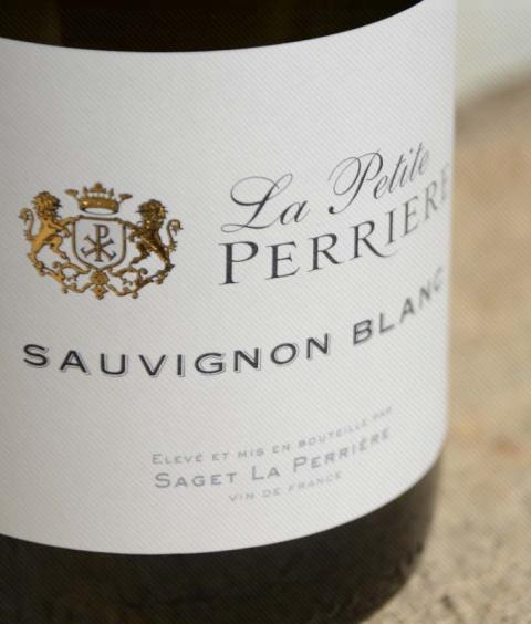 Signature brand La Perrière – Wine Estate and cellar in a natural cave